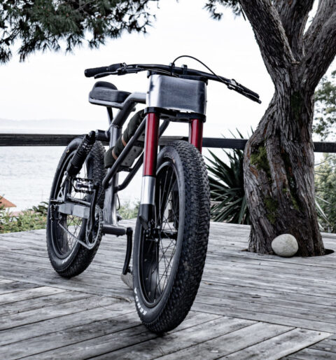 Le Cafe Racer - Aevon Bikes